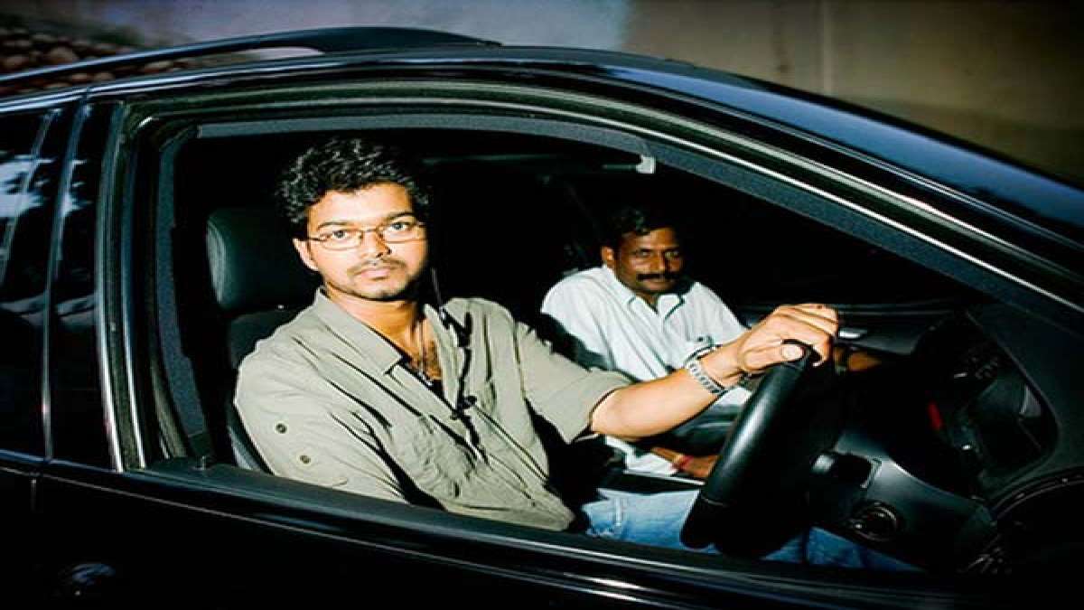 Ilaya Thalapathy Vijay Car Collection - Tamil DriveSpark