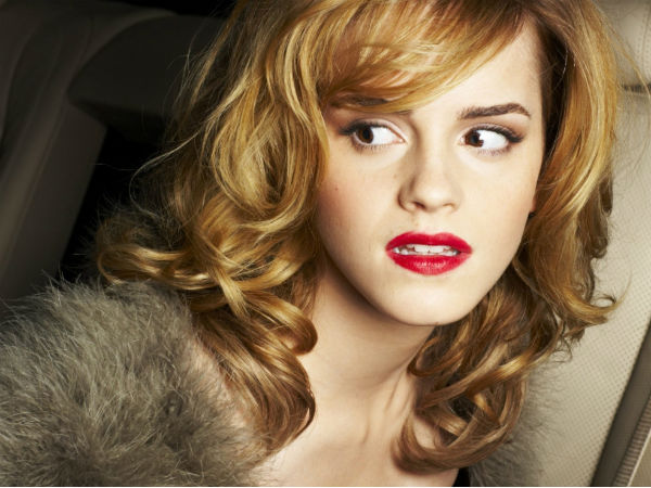 Hot Emma Watson Luxury car | டொயோட்டா பிரையஸுடன் எம்மா வாட்சன்! - Tamil ...