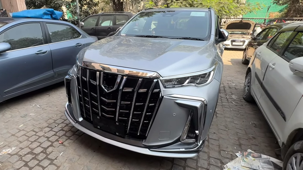 Toyota Innova Hycross Modified With New Front Fascia: 20 இலட்ச ரூபாய் ...